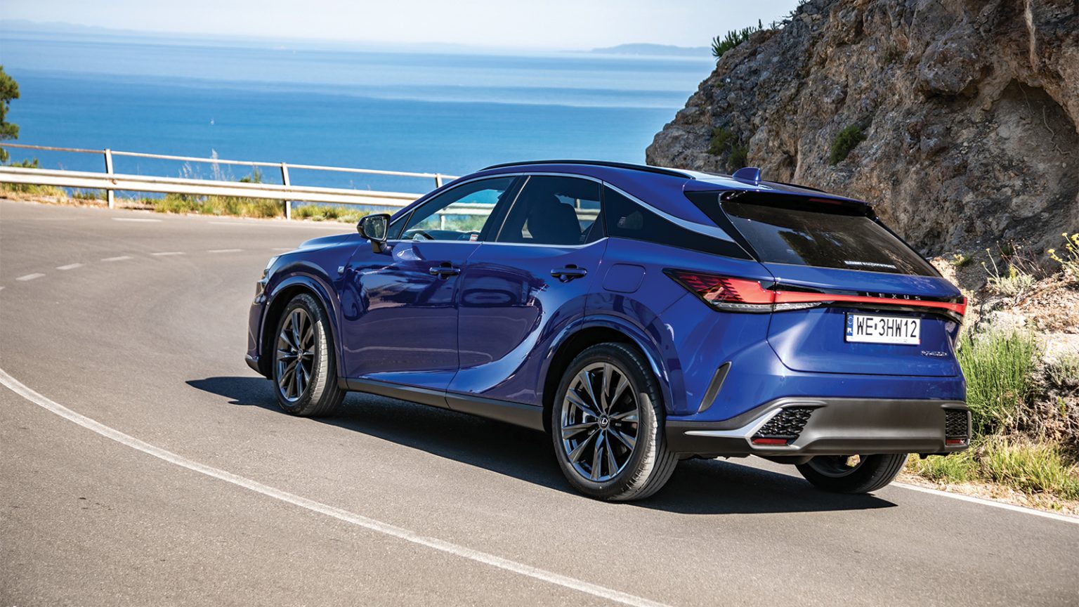 TEST: Lexus RX 450h+ | Magazyn T3